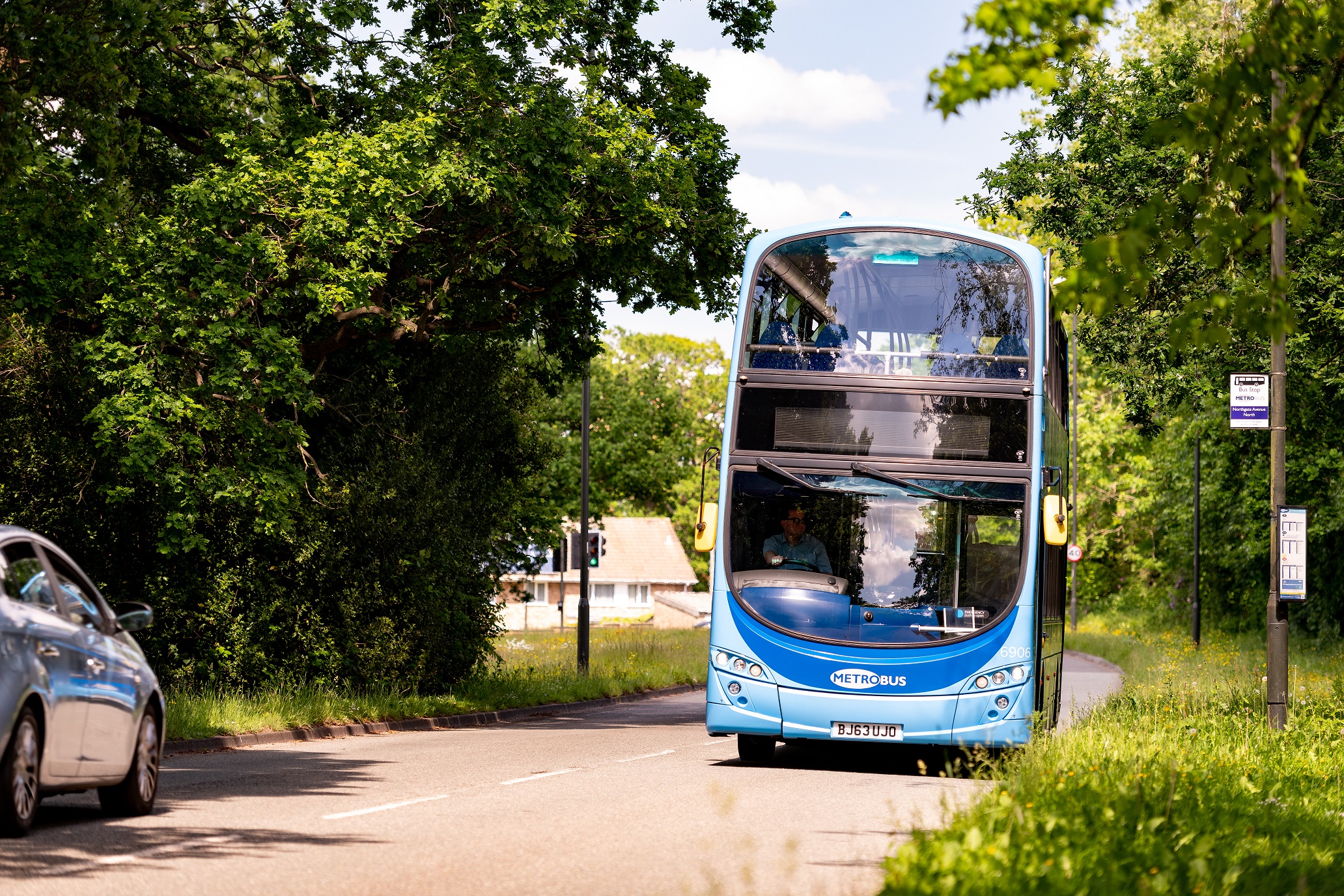 Under 16s Fare Cap in Surrey - Metrobus